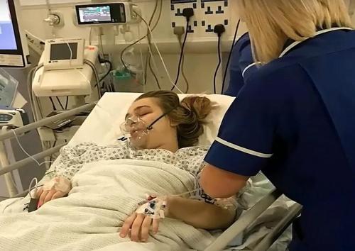 Teen Who Doesnt Know Shes Pregnant Goes Into Coma And Wakes Up With A